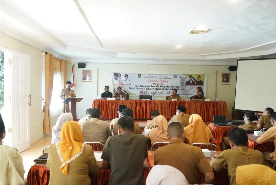 Tingkatkan Kompetensi Kepala sekolah SMA/SMK dan SLB se-Kabupaten Solsel - Fajarharapan.id