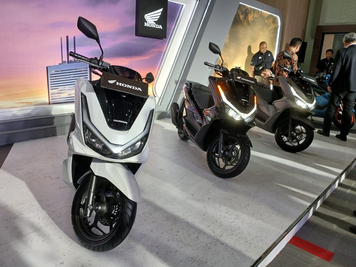 New Honda PCX 160 Resmi Meluncur, Andalkan Fitur Canggih dan Desain ...
